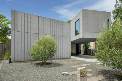 Meet Tom Hanson of CBS News Now, Based in Fort Worth, Texas