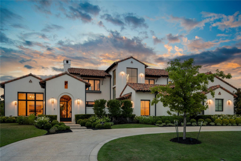 Meet Tom Hanson of CBS News Now, Based in Fort Worth, Texas