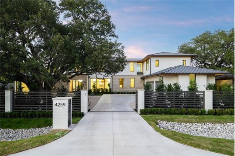 Why Buttermilk Baby Is Ben Berg's Most Fun Houston Restaurant Yet ...