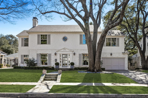 Meet Tom Hanson of CBS News Now, Based in Fort Worth, Texas