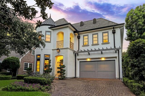 Laura Bush Opens Up on Christmas With the Grandkids, White House ...